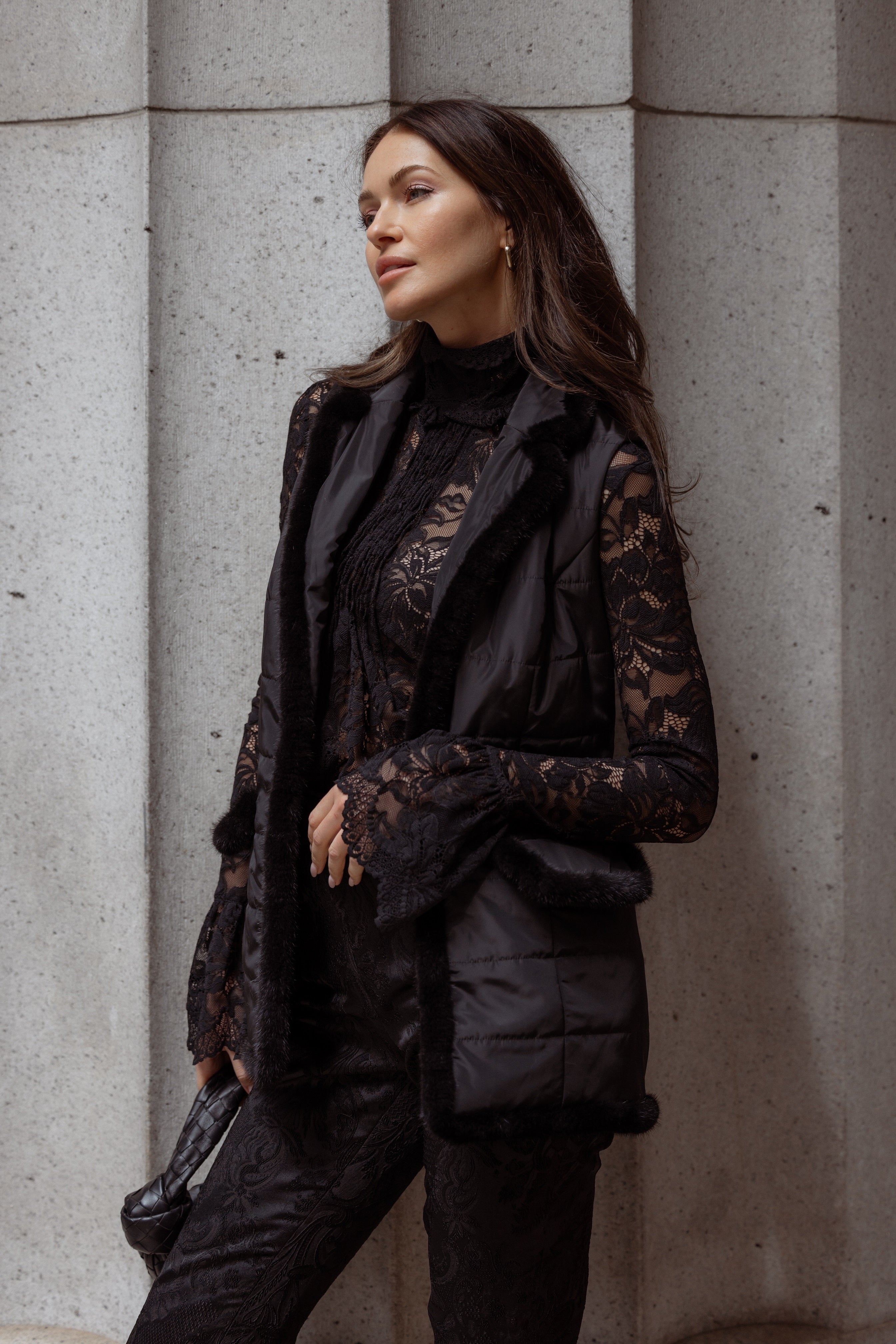 MINK NYLON VEST IN BLACK – Morneault's Stackpole Moore Tryon